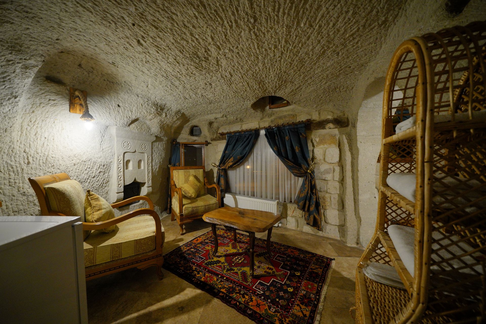 Narcave House / En İyi Mağara Oda-1013 Sami Aga Cave Room with Bathtub ...